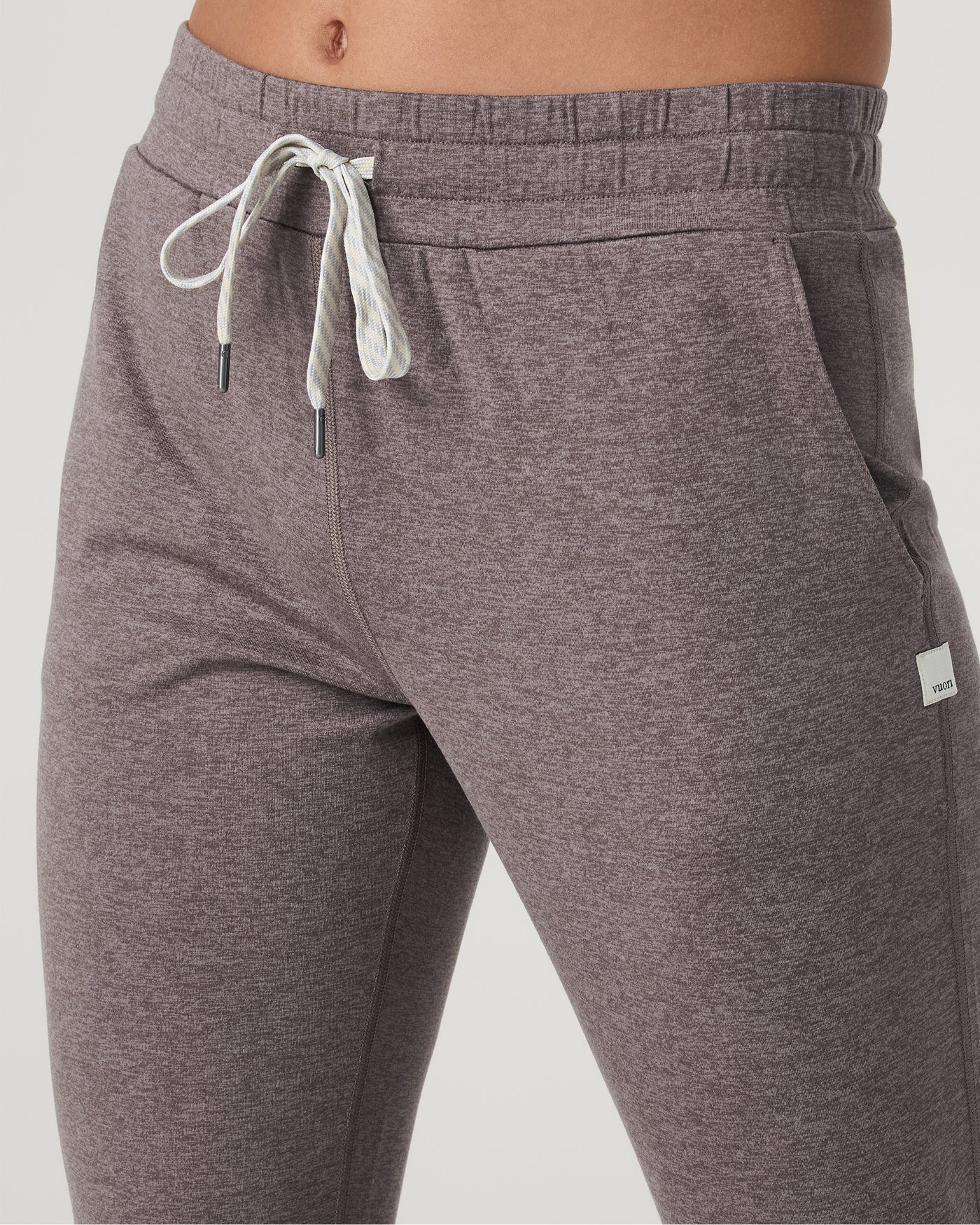 Performance Jogger (Vuori) – 9th Street Clothing Co
